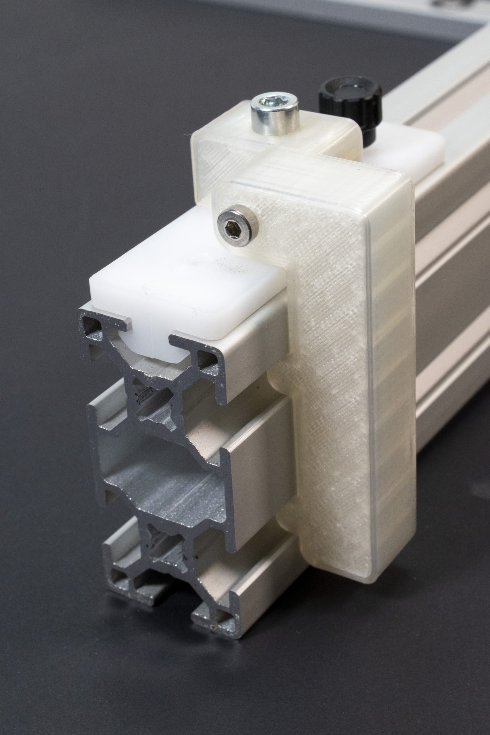 How to make a Custom Miter Fence with Flip Stop - Machine Atlas