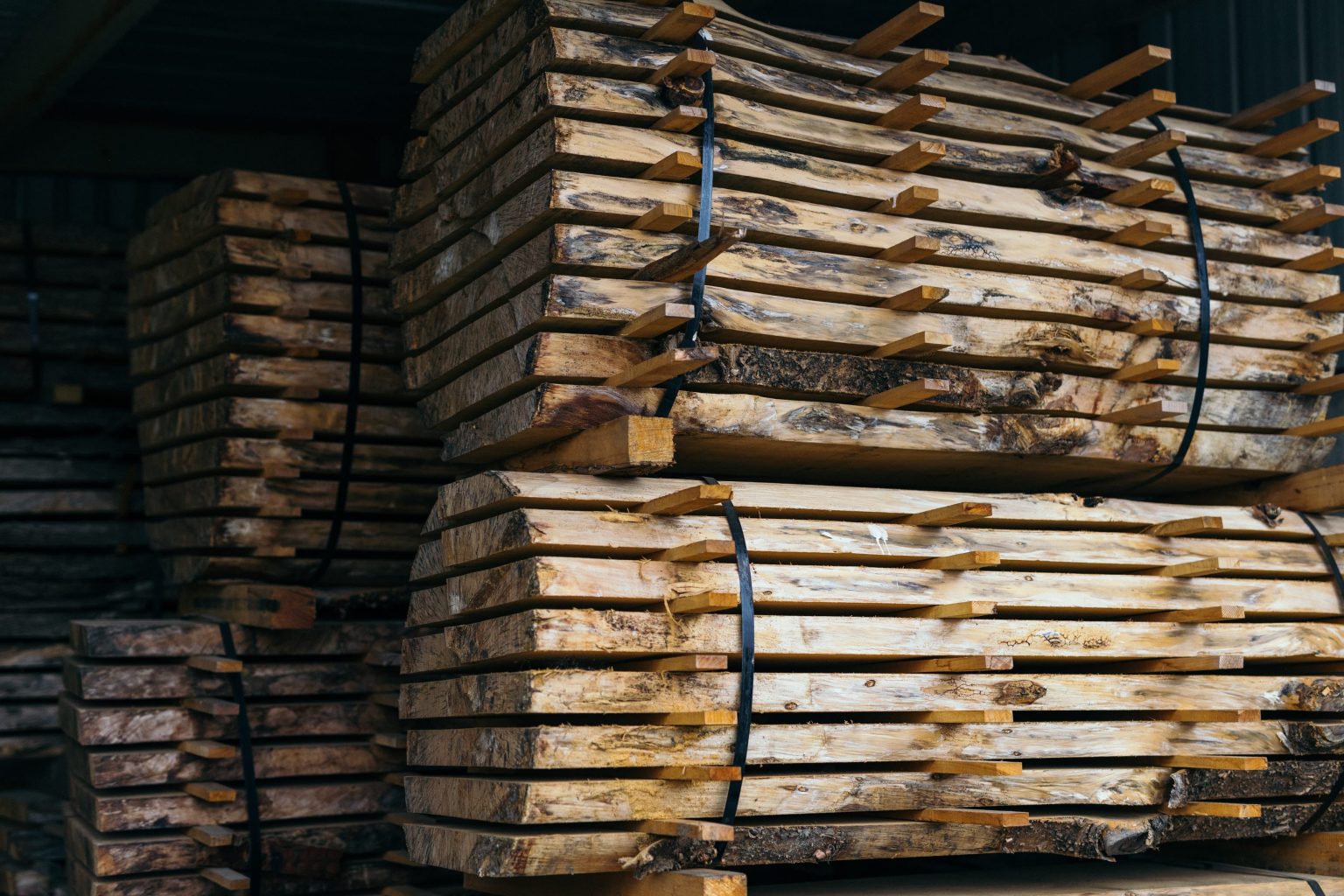 S2S, S3S, and S4S lumber explained, and how it’s made - Machine Atlas